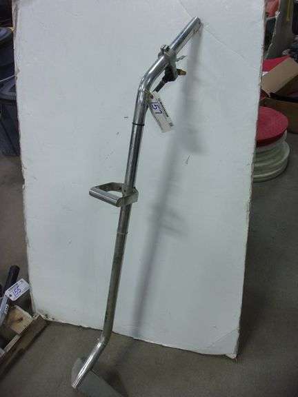 Carpet wand complete - Backes Commercial Auctioneers
