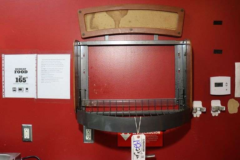 26" Metal wall mount display rack - Backes Commercial Auctioneers