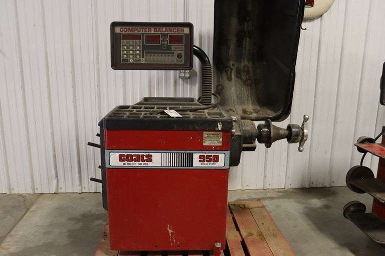 Coats 950 Direct drive wheel balancer, no s/n - Backes Commercial ...
