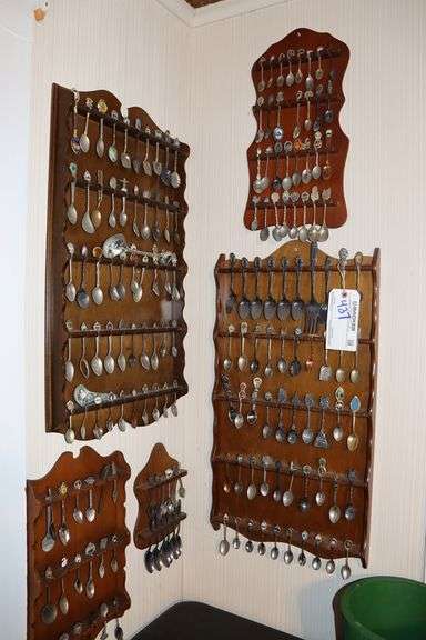 All to go - Large Collection of Collector Spoons with display racks ...