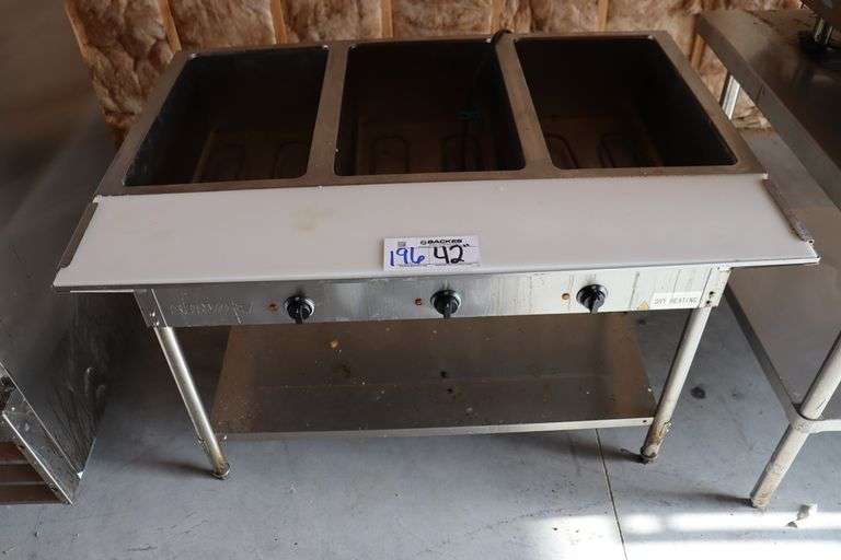 Serv-Ite 3 well electric steam table - Backes Commercial Auctioneers