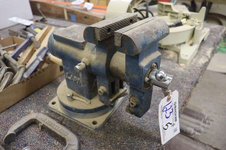 Larin 5" heavy duty bench vise - Backes Commercial Auctioneers