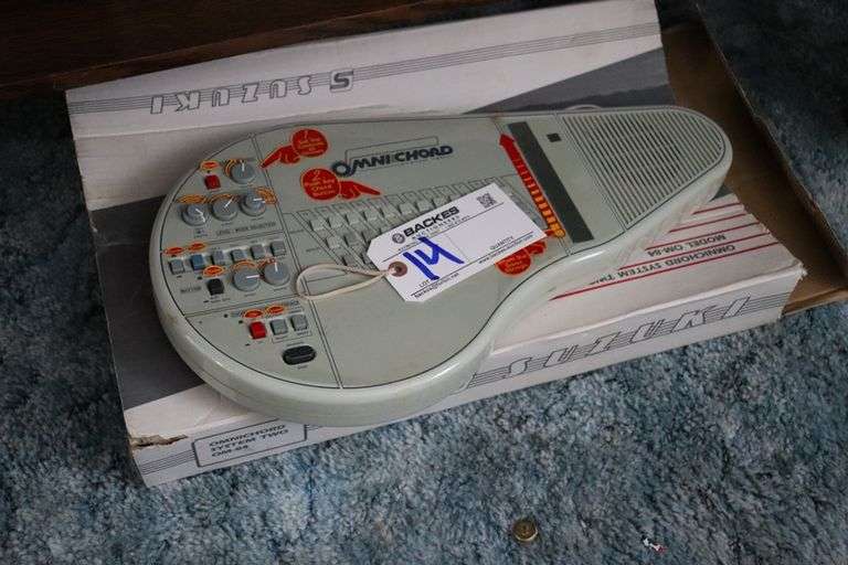 Suzuki Omni Chord system 2 with box - Model OM-84 - located upstairs ...