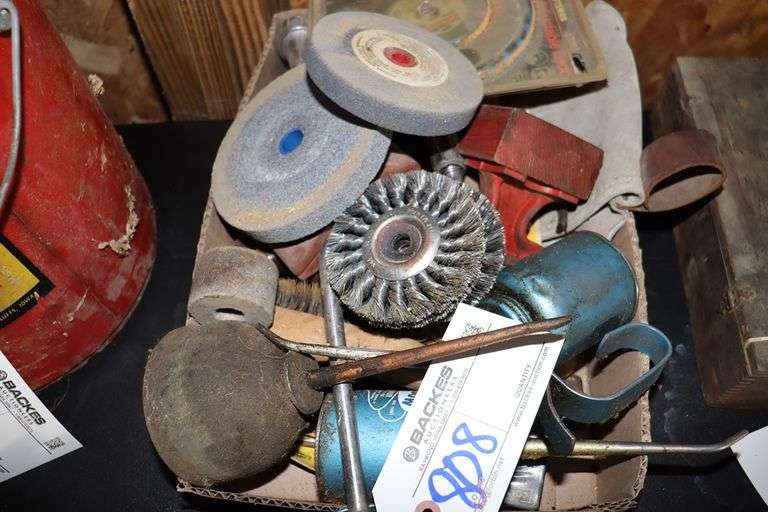 Box to go - grinders wheels and related - Backes Commercial Auctioneers