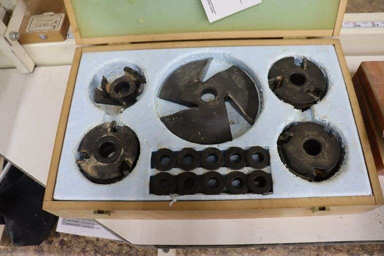 Freud EC-900 carbide shaper cutter kit - Backes Commercial Auctioneers