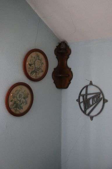 All to go - Shadow box with knick knacks on wall plus Victor wall ...