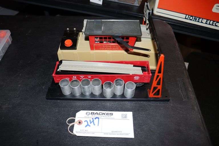 Lionel No. 345 culvert pipe loader with car & pipe - Backes Commercial ...
