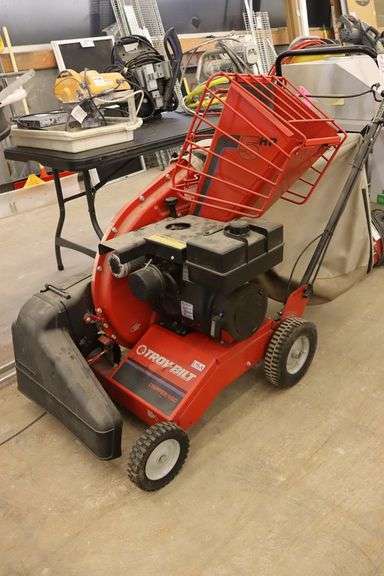 Troy-Bilt 47261 chipper/vac with Tecumseh gas powered motor - Backes ...