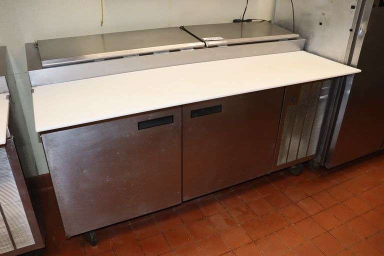 Delfield 72" stainless portable 2 lid 2 door raised rail pizza make ...