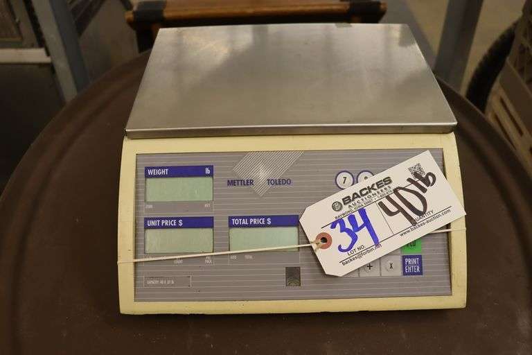 Mettler Toledo 40 lb. digital scale - Backes Commercial Auctioneers