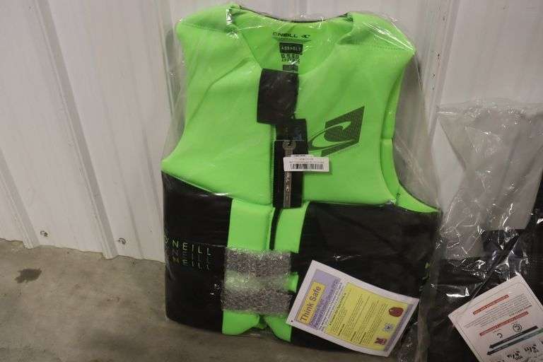 Box to go - 6 Body Glove & O'Neill 3XL life vests - Backes Commercial ...