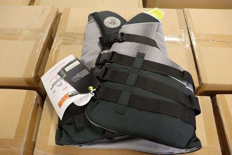 Times 4 - Cases of Body Glove black L/XL life vests - 6 vests per case ...