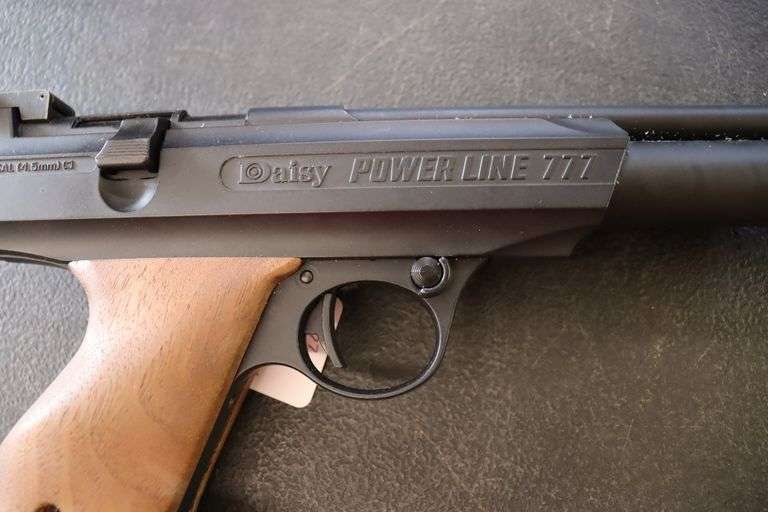 Daisy 777 BB gun - Backes Commercial Auctioneers