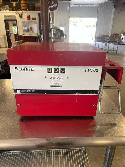 Fill-Rite FR702 gas dispenser & meter - Backes Commercial Auctioneers