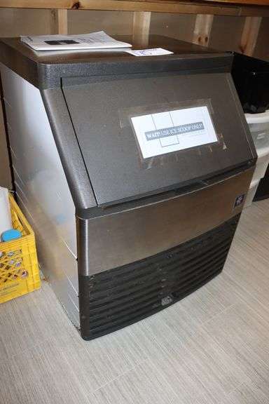 Manitowoc QD0132A under counter air cooled ice machine - great unit ...