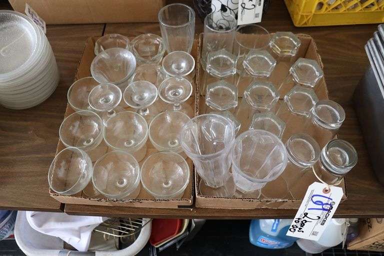 2 boxes to go - Assorted glassware - Backes Commercial Auctioneers