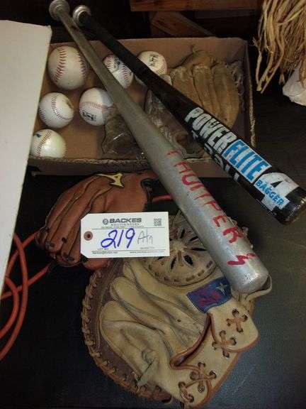 All to go baseball items - Backes Commercial Auctioneers