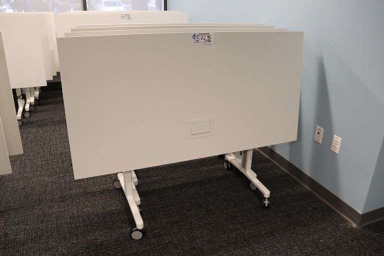 Times 4 - Senator Array 30" x 60" portable white laminate flip top ...