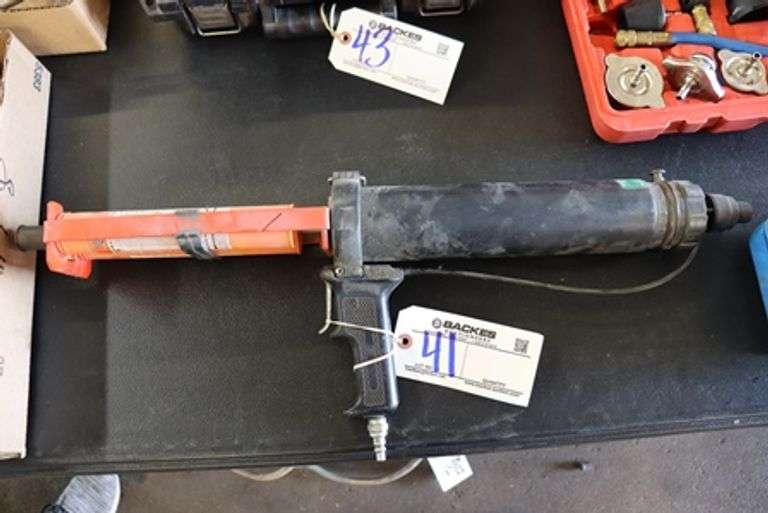 COX pneumatic chalk & glue applicator - Backes Commercial Auctioneers