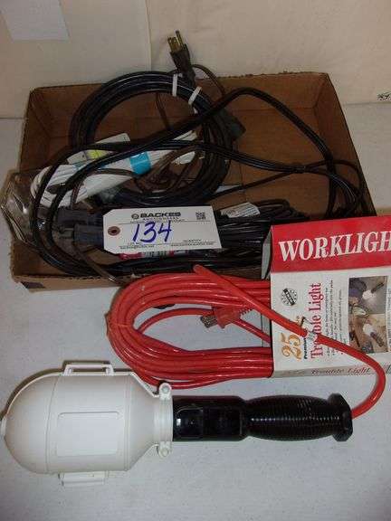 Drop cords and light - Backes Commercial Auctioneers