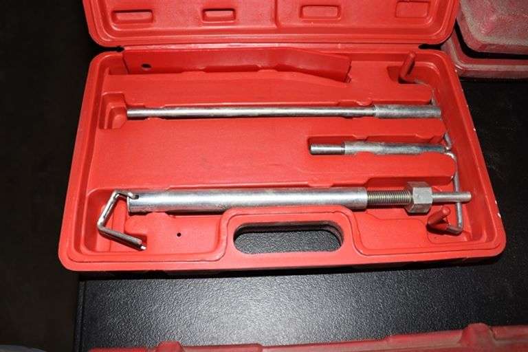Automotive specialty tool kit - Backes Commercial Auctioneers