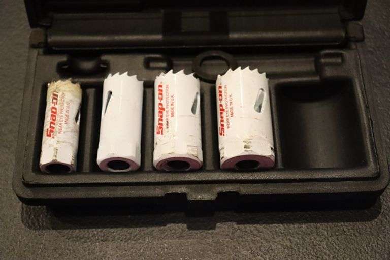 Snap-On partial hole saw kit - Backes Commercial Auctioneers