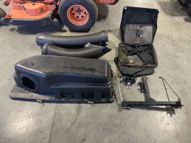 Toro 42" zero turn mower bagger system - Backes Commercial Auctioneers