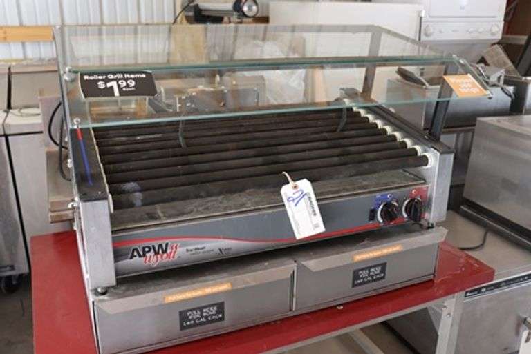 APW Wyott HRS-50S hot dog roller grill with sneeze guard and bun drawer ...