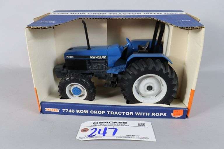 Ertl New Holland 7740 Row Crop Tractor with ROPS - die cast in box - 1/ ...