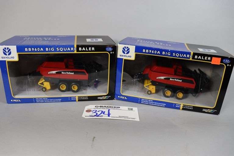 Pair to go - Ertl Britains New Holland BB960A Big Square Balers - die ...