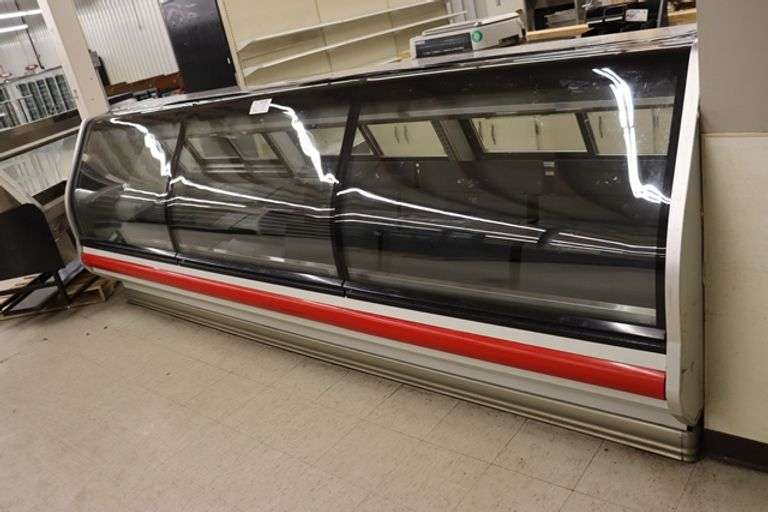 Hussmann 12' refrigerated deli case, model wiped off, no compressor ...
