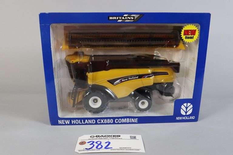 Ertl Britains New Holland CX880 Combine - die cast with box - 1/32 ...