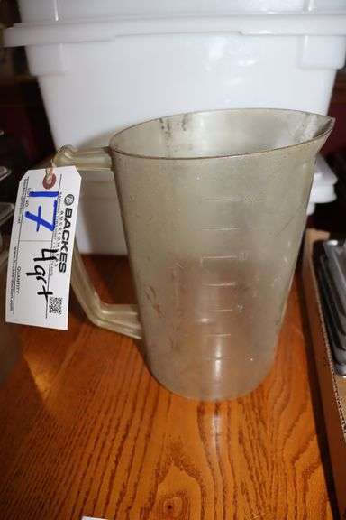 4 quart acrylic measuring pitcher - Backes Commercial Auctioneers