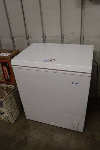 Harier 5 cuft chest freezer - Backes Commercial Auctioneers