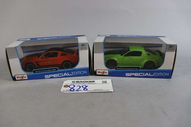 Pair to go - Maisto - 1/24 scale die cast cars in boxes - Ford Mustang ...