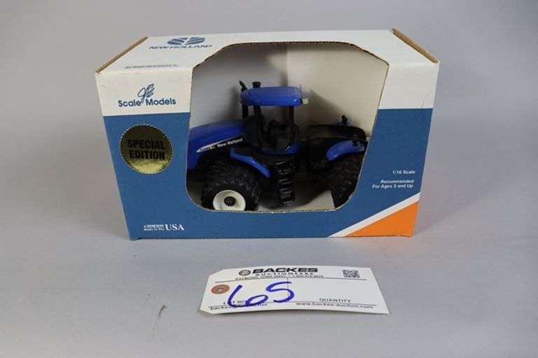 JLE New Holland TJ450 Special Edition die cast tractor with box - 1/16 ...