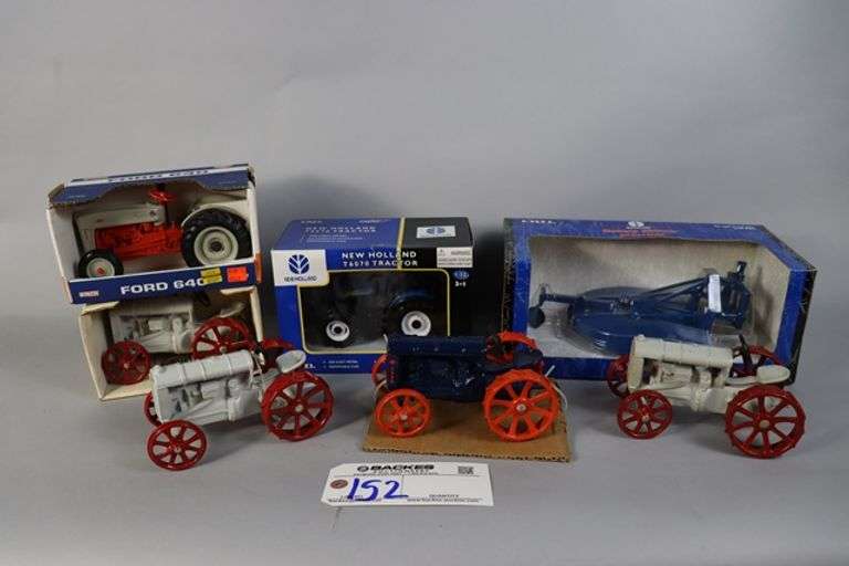 All to go - 7 die cast tractors - Ertl Ford 640 - New Holland T6070 - 4 ...
