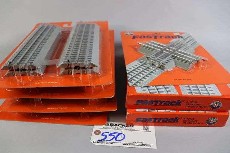 All to go - new Lionel Fastrack straight track with 1 crossover ...