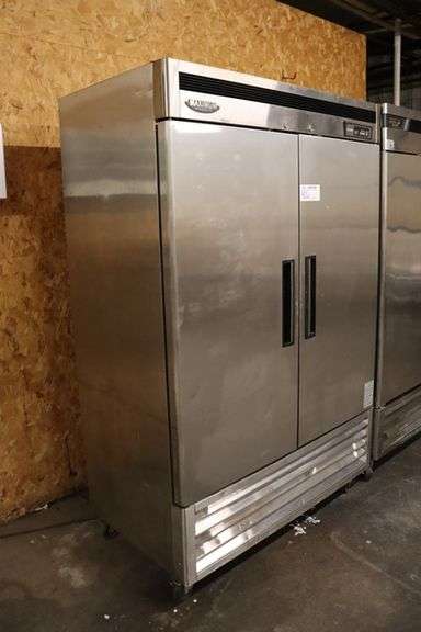 Turbo Air Maximum MRS-49NM portable 2 door stainless cooler - Backes ...