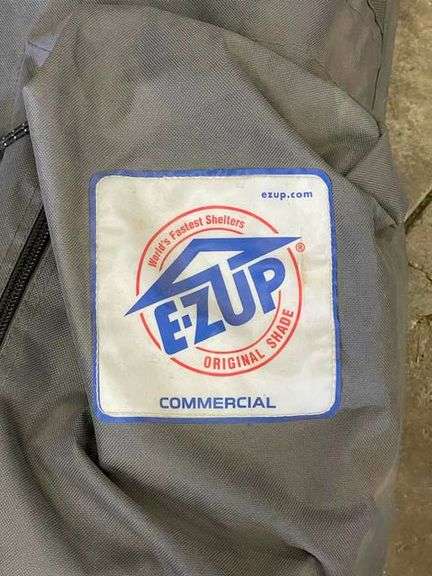 EZ Up 10' x 10' pop up canopy - Backes Commercial Auctioneers