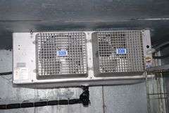 7' x 9' x 87" tall walk in freezer with Bohn 2 fan evap & 208/220 volt ...