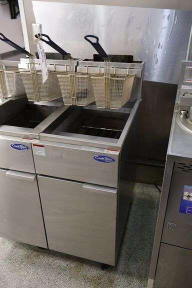 Like New Cook Rite ATS-40 gas portable 40# fryer with transferable ...