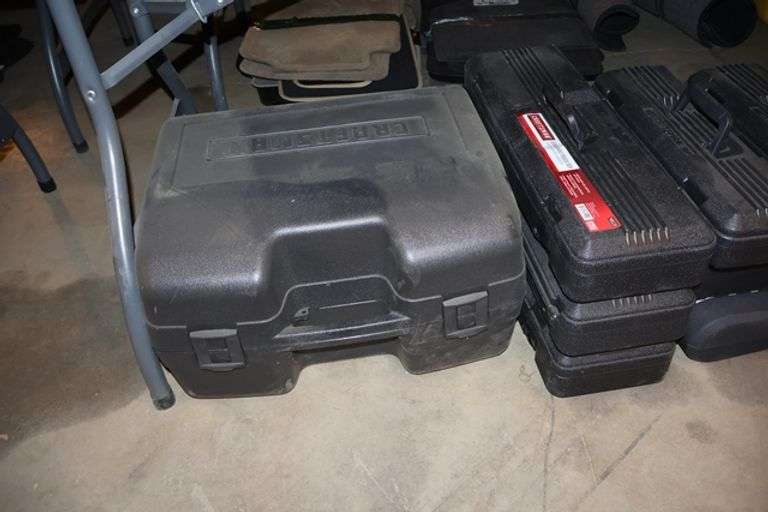 All to go - Assorted empty tool boxes - Backes Commercial Auctioneers