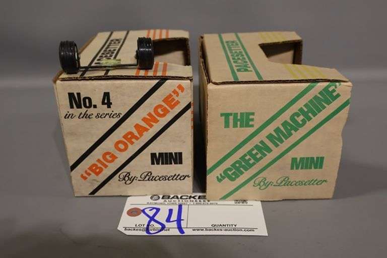 Pair to go - Pacesetter liquor decanters - No. 4 Big Orange 7 the Green ...