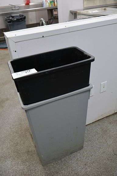 Times 2 - Kitchen trash cans - Backes Commercial Auctioneers