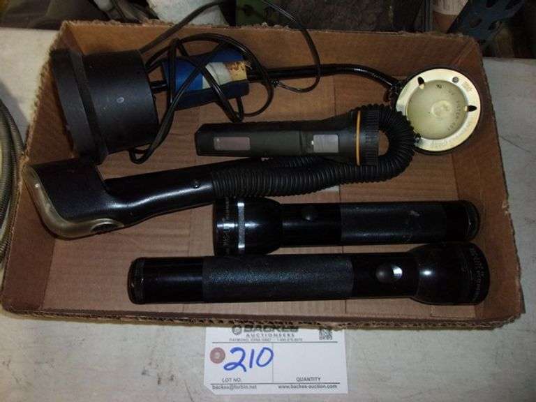 All to go flashlights - Backes Commercial Auctioneers