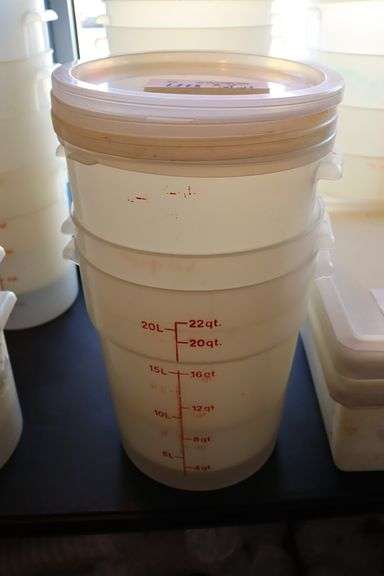 Times 3 - 22 quart round poly food storage containers with lids ...