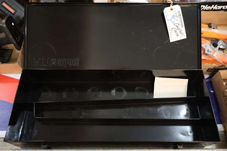 10.5"v x 27" black metal empty tool box - Backes Commercial Auctioneers