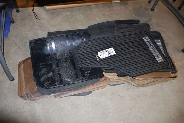 All to go - Misc. rubber floor mats - Backes Commercial Auctioneers