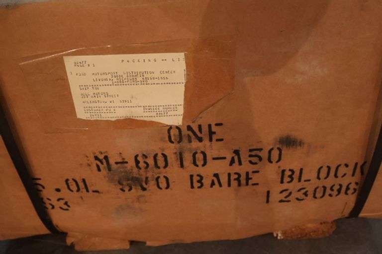 New in crate - Ford M-6010-A50 - 5.0L SVO bare engine block - Backes ...